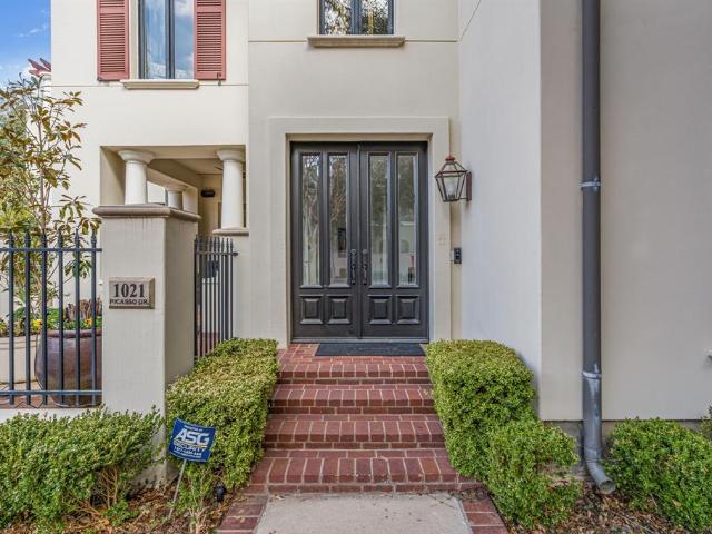 1021 Picasso Drive