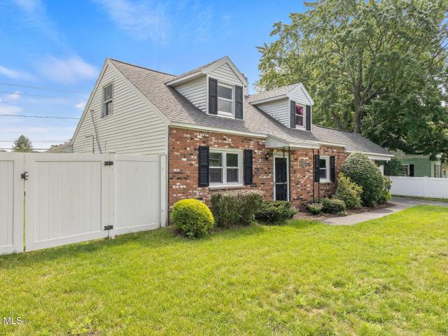 1021 Roberta Road