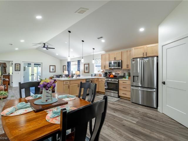 1021 Sycamore Lane