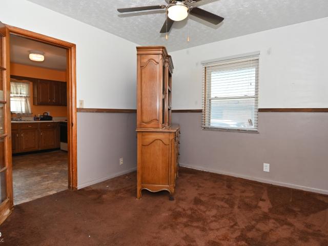 1021 S Post Road