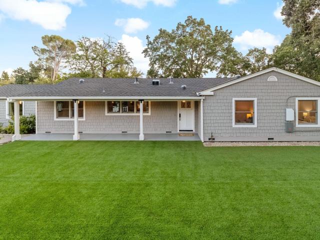 1021 Scots Ln