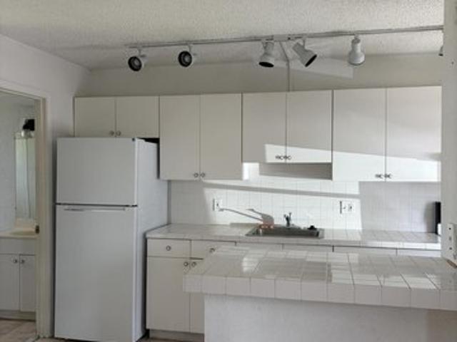 1021 SE Monterey Rd Unit 1 17, Stuart, FL 34994