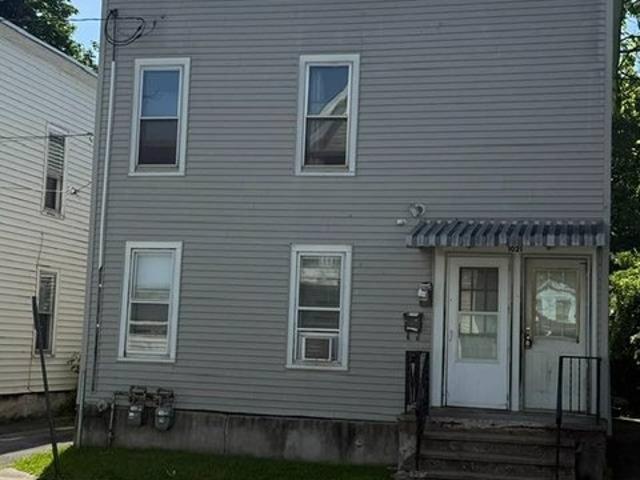 1021 Smith Pl, Utica, NY 13501