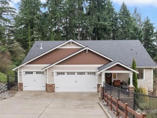 1021 th St E, Edgewood, WA 98372
