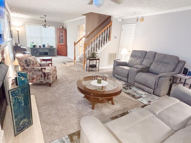 1021 Tonyawood Dr