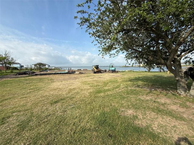 1021 17th St, San Leon, TX 77539 | MLS #72770