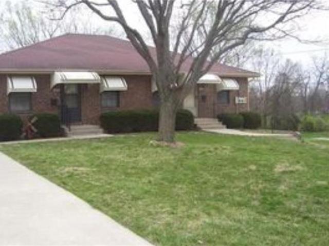 1021 1 N Kiger Rd, Independence, MO 64050