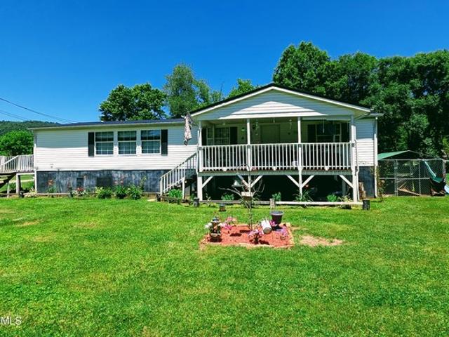 10223 Tacoma School Rd, Coeburn, VA 24230