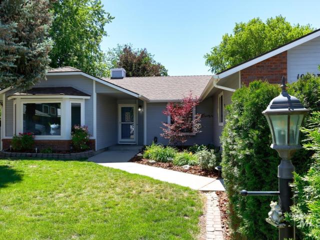 10223 W Molly Ct