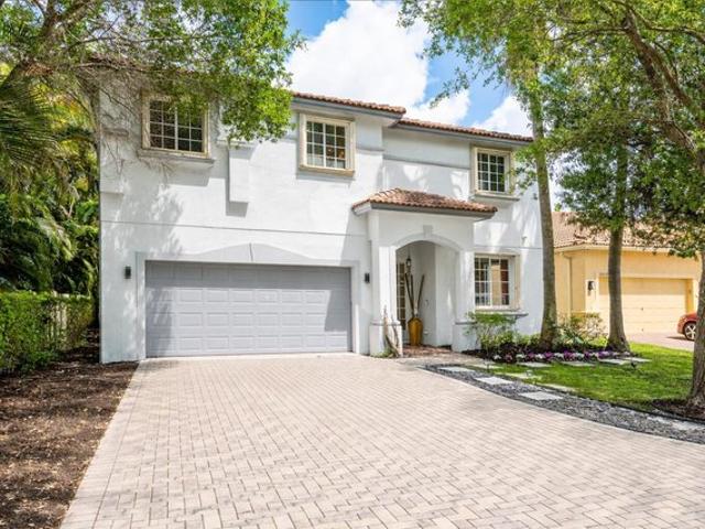 10223 Boca Vista Dr, Boca Raton, FL 33498