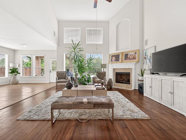 10223 Kessler Cove Lane