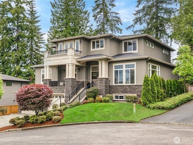 10223 NE 22nd Pl, Bellevue, WA 98004