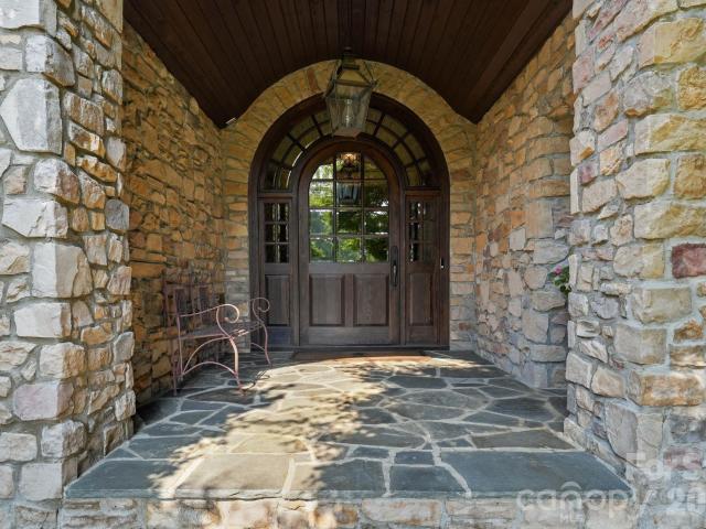 10220 Wildlife Road