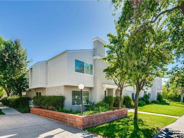 10220 Zelzah Ave, Unit 3, Northridge, CA 91325 | Compass