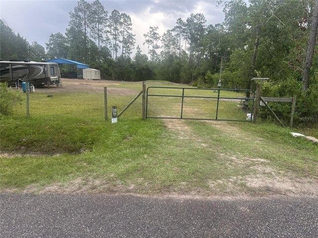 10220 Crotty Ave, Hastings, FL 32145