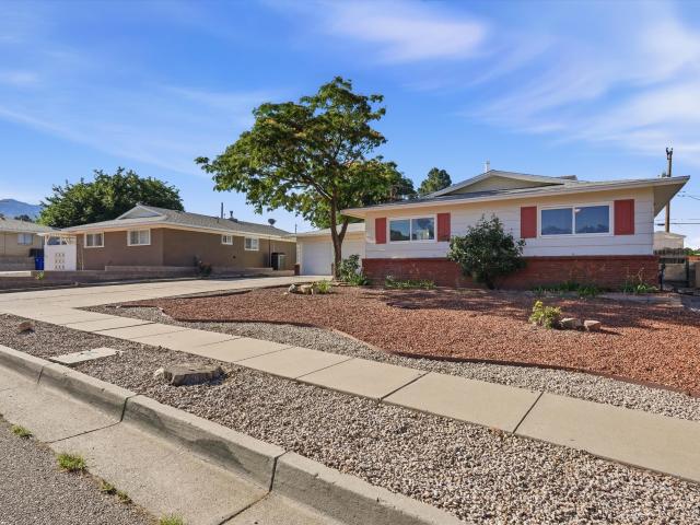 10220 San Gabriel Road NE
