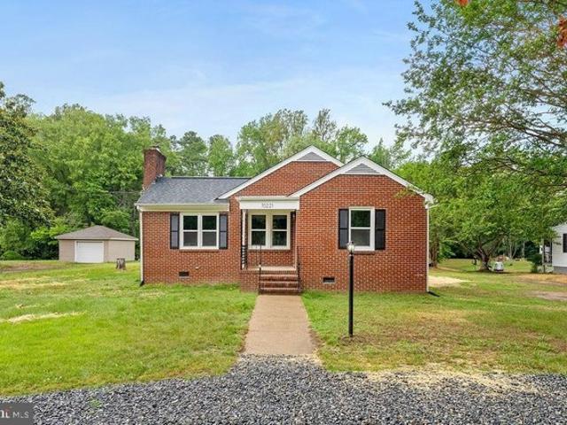 10221 Dahlgren Rd, King George, VA 22485