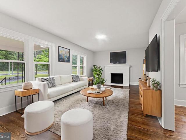 10221 Dahlgren Road