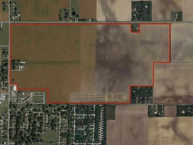 10221 N SR 1 Rd, Ossian, IN 46777