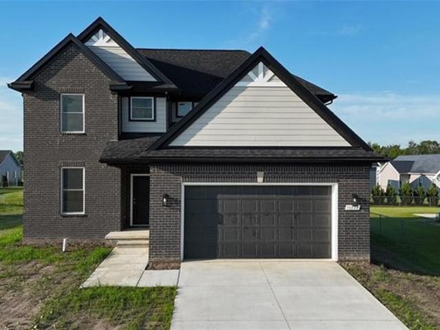 10222 Hunt Dr, Richfield Township, MI 48423
