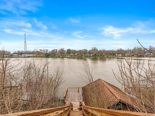 10227 Jefferson Rd, Osceola, IN 46561 | MLS #202611 | Compass
