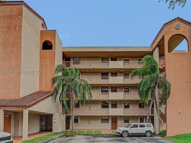 10227 NW 9th St Cir Unit 206 3, Miami, FL 33172