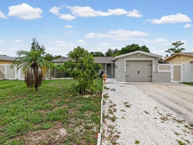 10225 th Ter, Largo, FL 33773