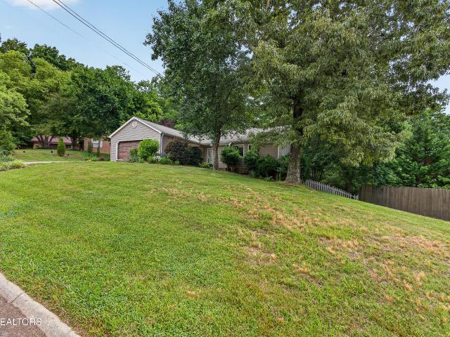 10225 Birch Hill Lane