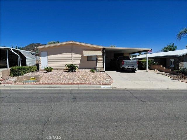 10226 Frontier Trl, Cherry Valley, CA 92223
