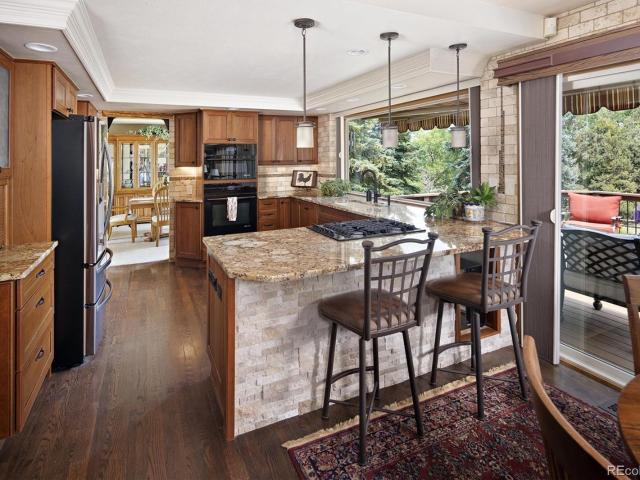 10226 Newton Court