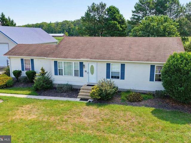 10228 Bayside Dr, Dover, DE 19901