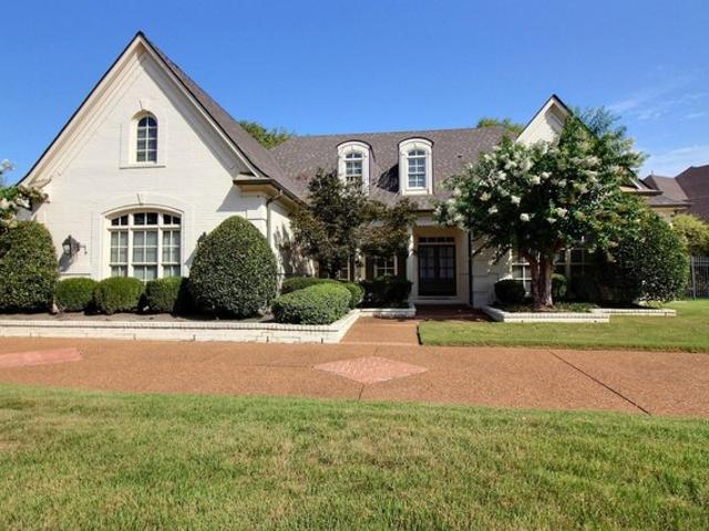 10228 Shrewsbury Run W, Collierville, TN 38017