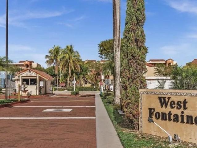 10229 NW 9th St Cir Unit 213 2, Miami, FL 33172