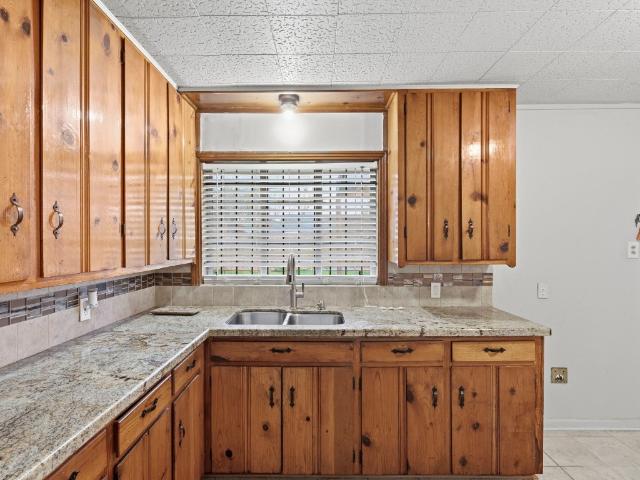 10229 Royal Oaks Drive