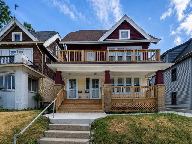1022 N 35th St Unit 1024, Milwaukee, WI 53208
