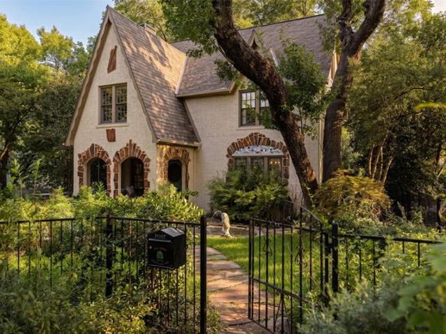 1022 N Montclair Ave, Dallas, TX 75208