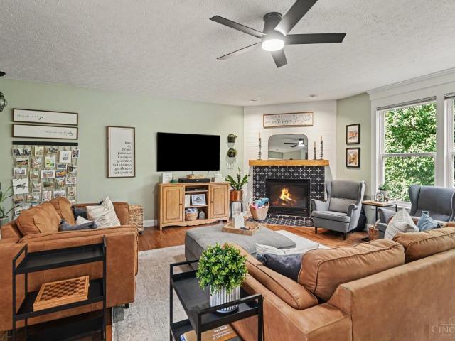 1022 Oak Forest Drive