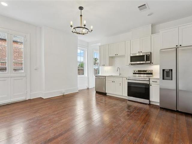 1022 Barracks Street # 209
