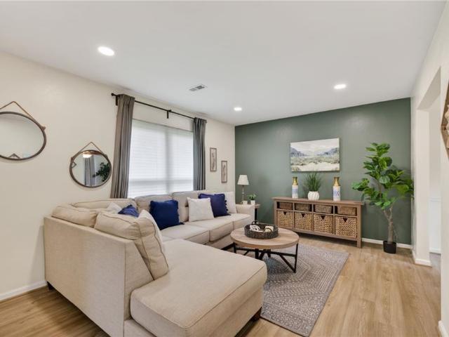 1022 Bowling Green TRL
