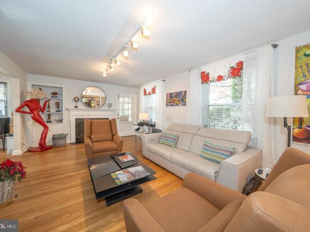 1022 Clover Hill Road