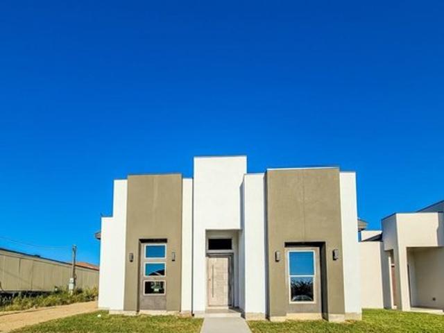 1022 Colon Ln, Eagle Pass, TX 78852