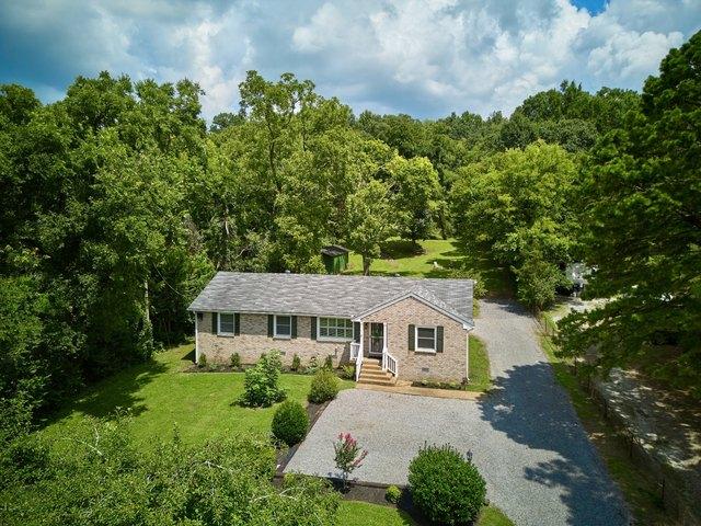 1022 Due West Ave N, Madison, TN 37115