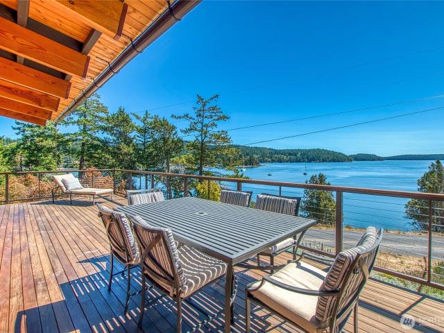 1022 Deer Harbor Road