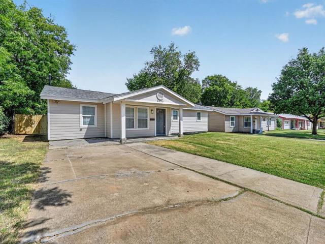 1022 Denton Drive