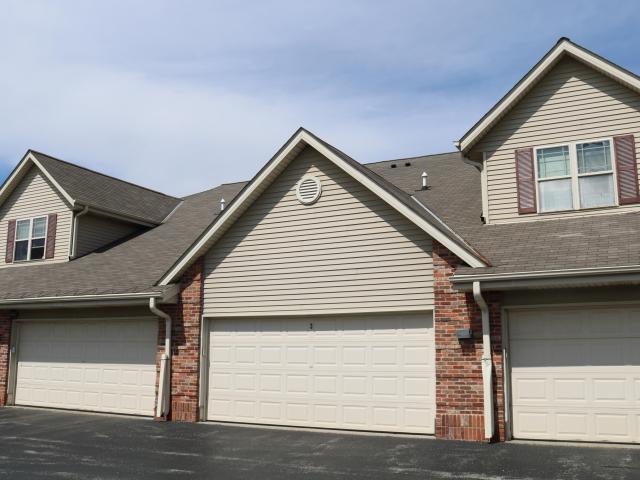 1022 E Woodview Ct, Unit #3