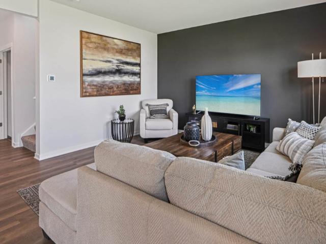 1022 Emerald Drive