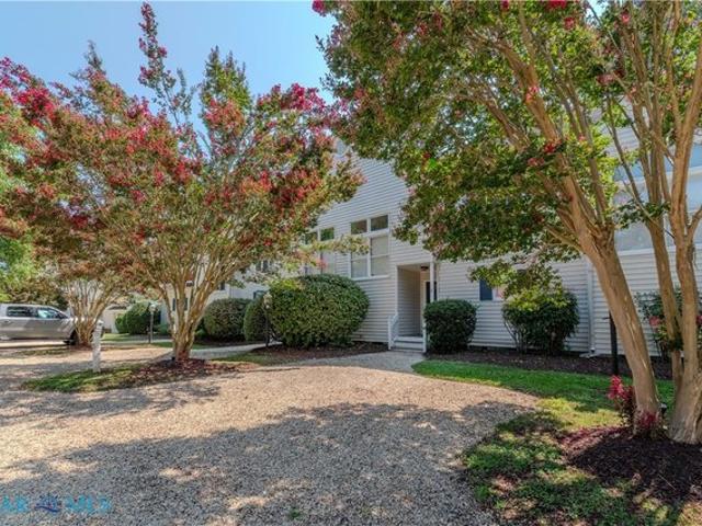 1022 Fishing Bay Rd Unit 3, Deltaville, VA 23043
