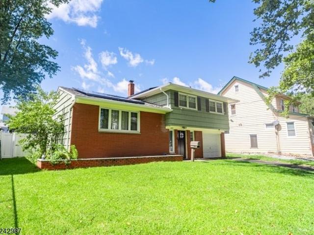 1022 Frank St, Roselle, NJ 07203