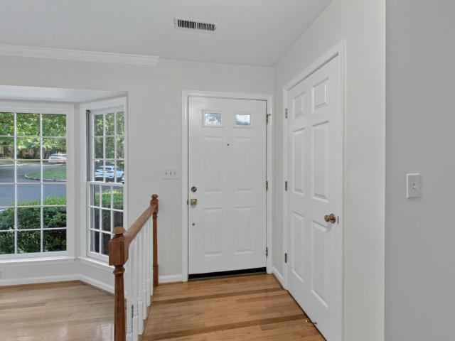 1022 huntwood ln