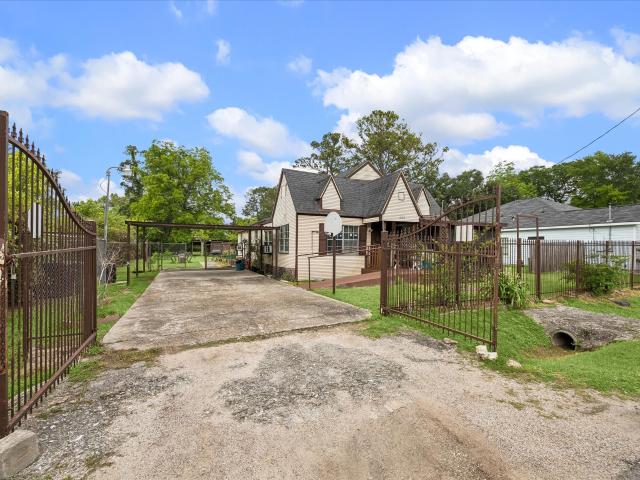 1022 Homer Street